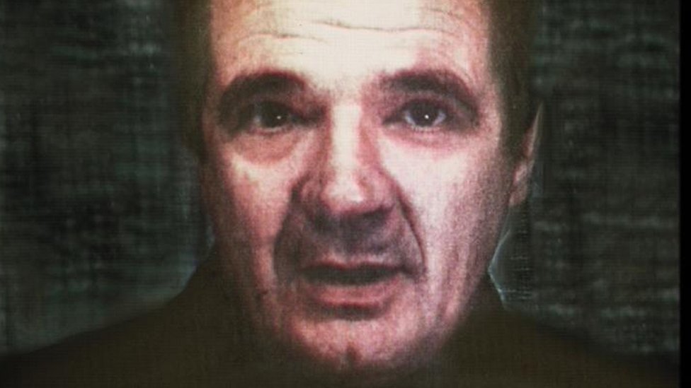 Stephanie Slater: Michael Sams kidnap victim dies aged 50 - BBC News