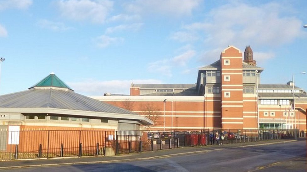 Investigation into HMP Manchester inmate death - BBC News