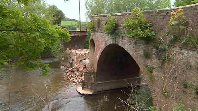 Eastham Bridge reopens after 2016 collapse - BBC News