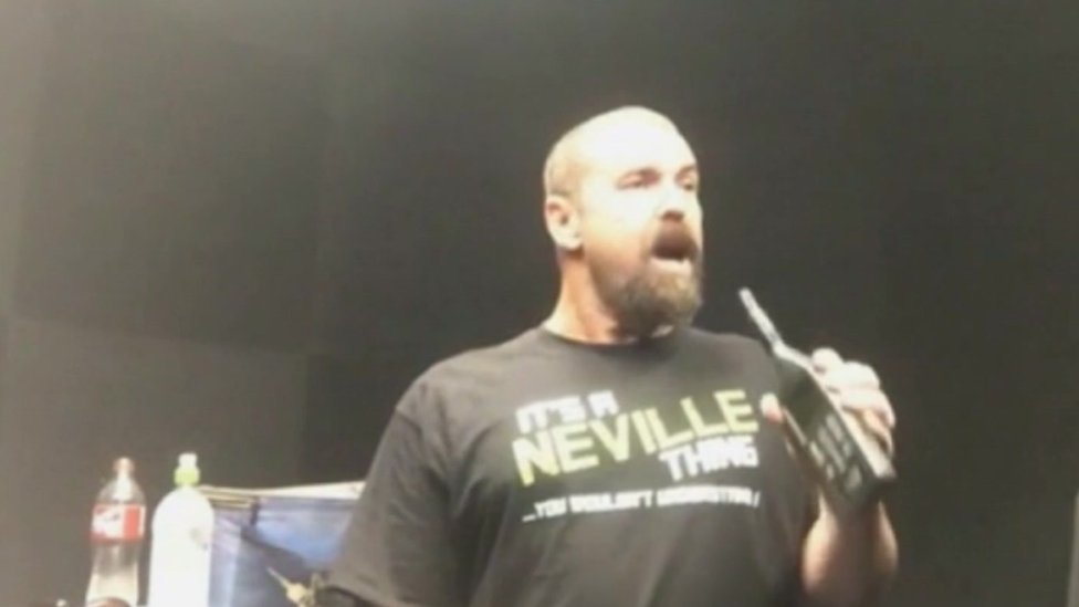 Does this man have the world's loudest burp? - BBC News