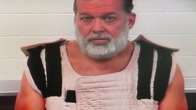 Colorado Planned Parenthood 'gunman' appears in court - BBC News