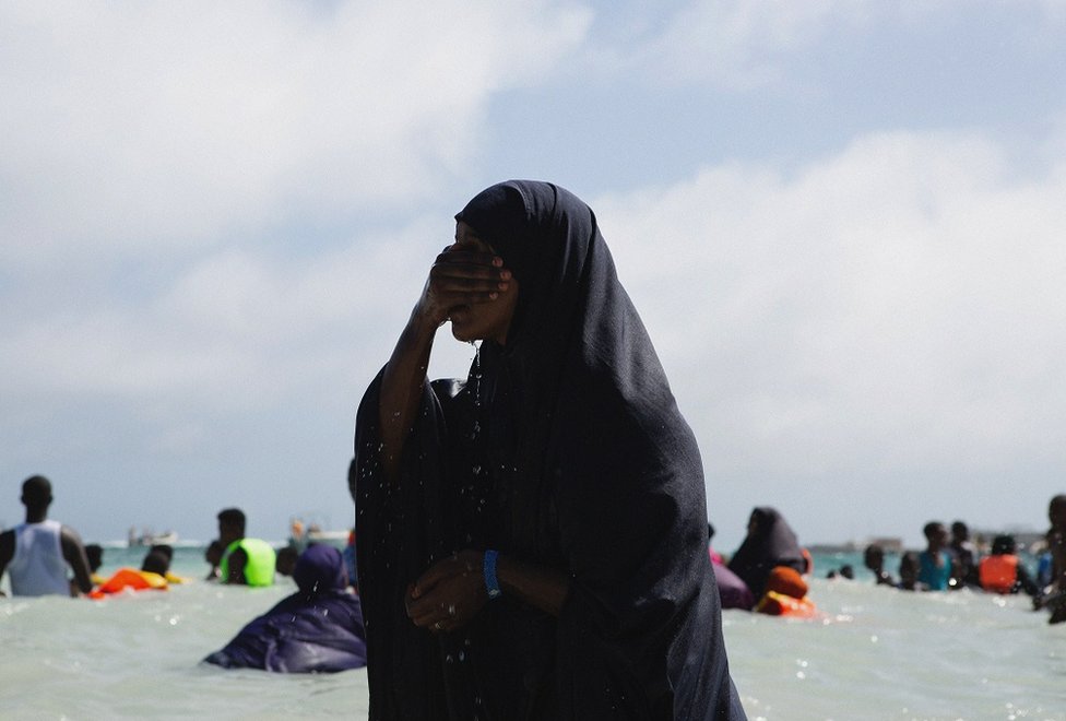 Sawiro Gabdho Qaawan Oo Somali Ah Fadeexadda Sawirrada Cawrada Ah Ee