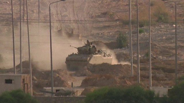 Heavy fighting in Sinai between Egyptian forces and jihadists - BBC News