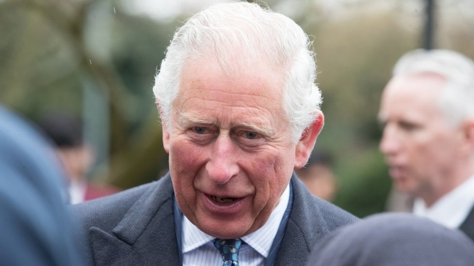 Prince Charles 'impressed' by British Muslim Heritage Centre - BBC News