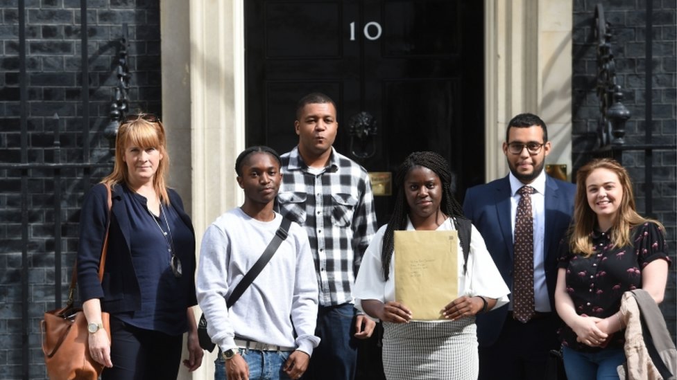 Newspaper headlines: Scientists 'not fooled' by PM and 'end knife hell ...