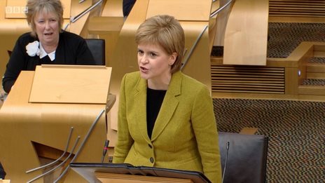 BBC News - First minister's questions