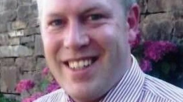 Ireland shooting: Police officer one of two dead - BBC News