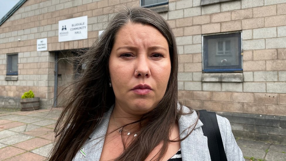 Deborah Hamilton's Instagram, Twitter & Facebook on IDCrawl