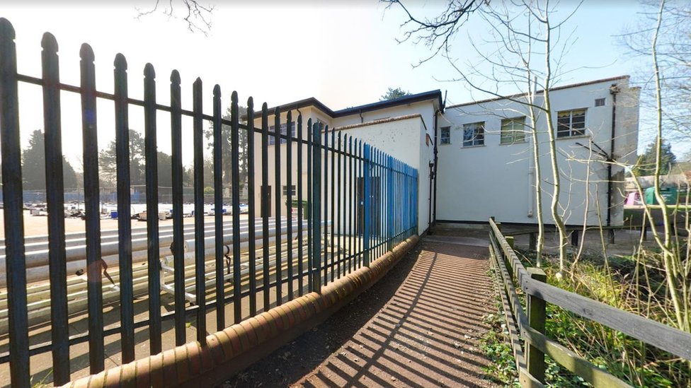 Brine baths could return to Droitwich Spa - BBC News