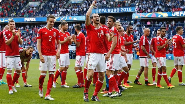 Euro 2016: A look back at Wales' momentous campaign - BBC News