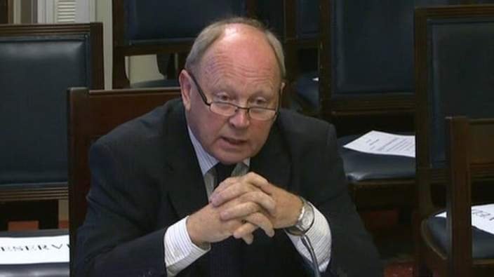 Allister and Pengelly clash over special advisers bill - BBC News