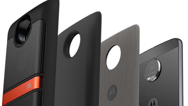 Lenovo shows "snap-on" Mods for Motorola phones - BBC News