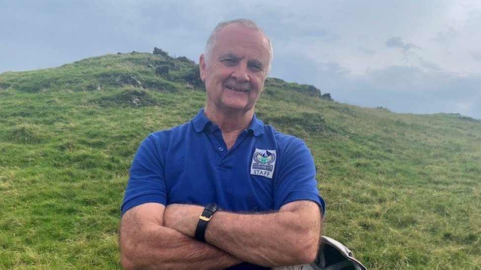 Eryri yn ystyried sut i ddelio â thwristiaeth yn y dyfodol - BBC Cymru Fyw