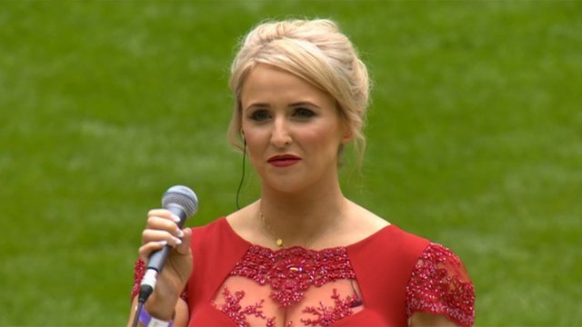 Rugby player's widow sings Challenge Cup Final hymn - BBC News