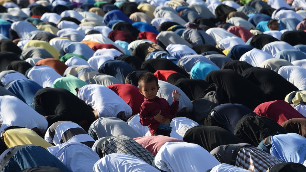 Muslims Around The World Celebrate Eid Al Adha Festival Bbc News
