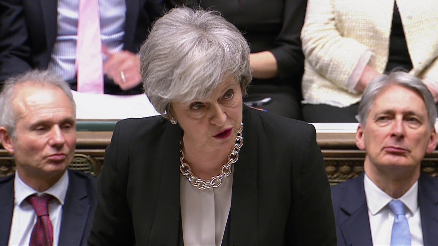 MPs debate Brexit as May seeks changes - BBC News