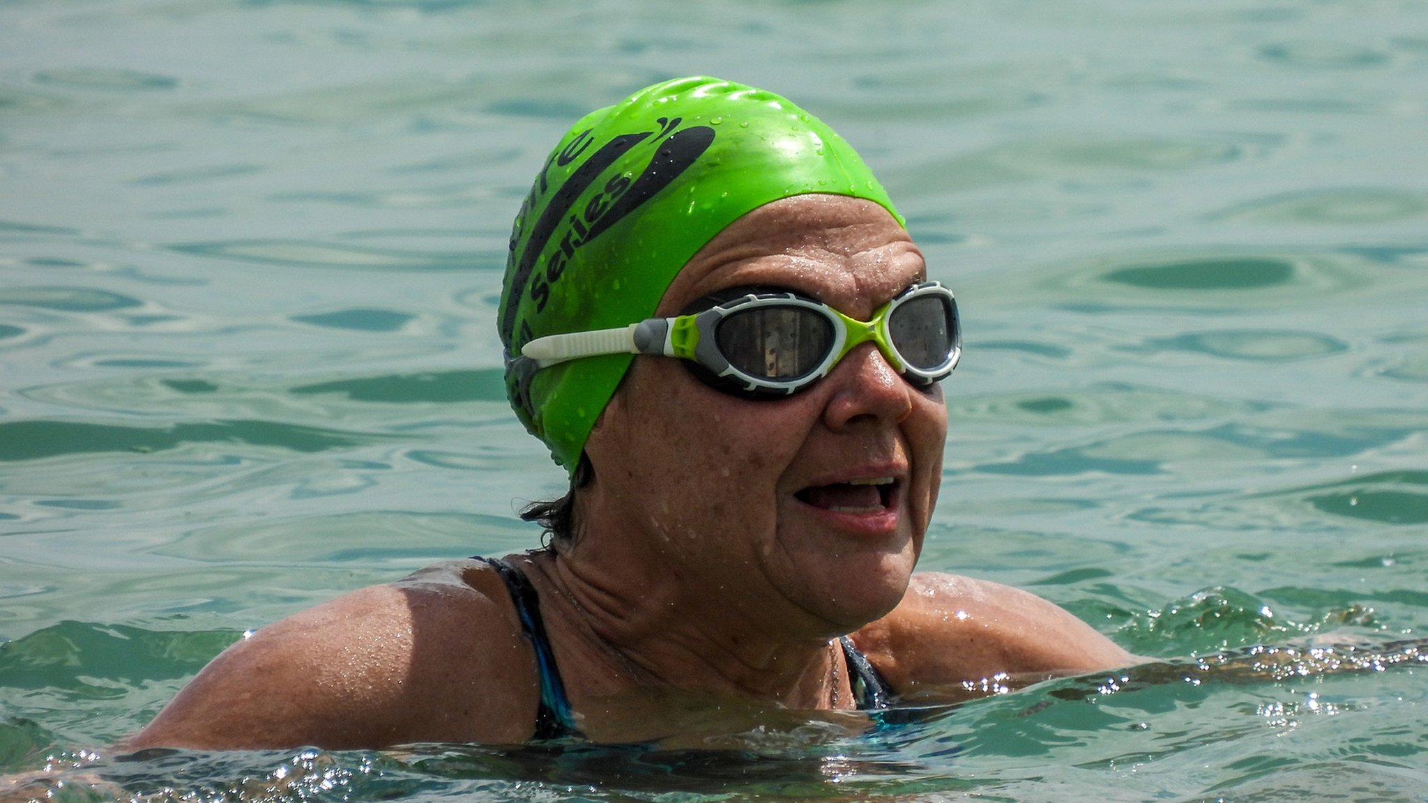 English Channel: This swimmer could soon make history - CBBC Newsround