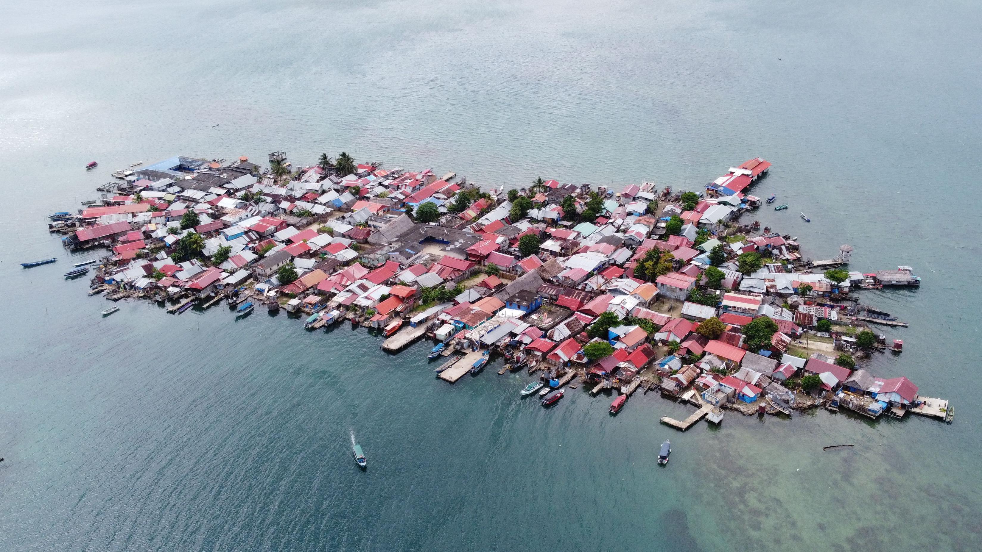 Panama Islands Leonardo Finmeccanica's Technology For The New Panama