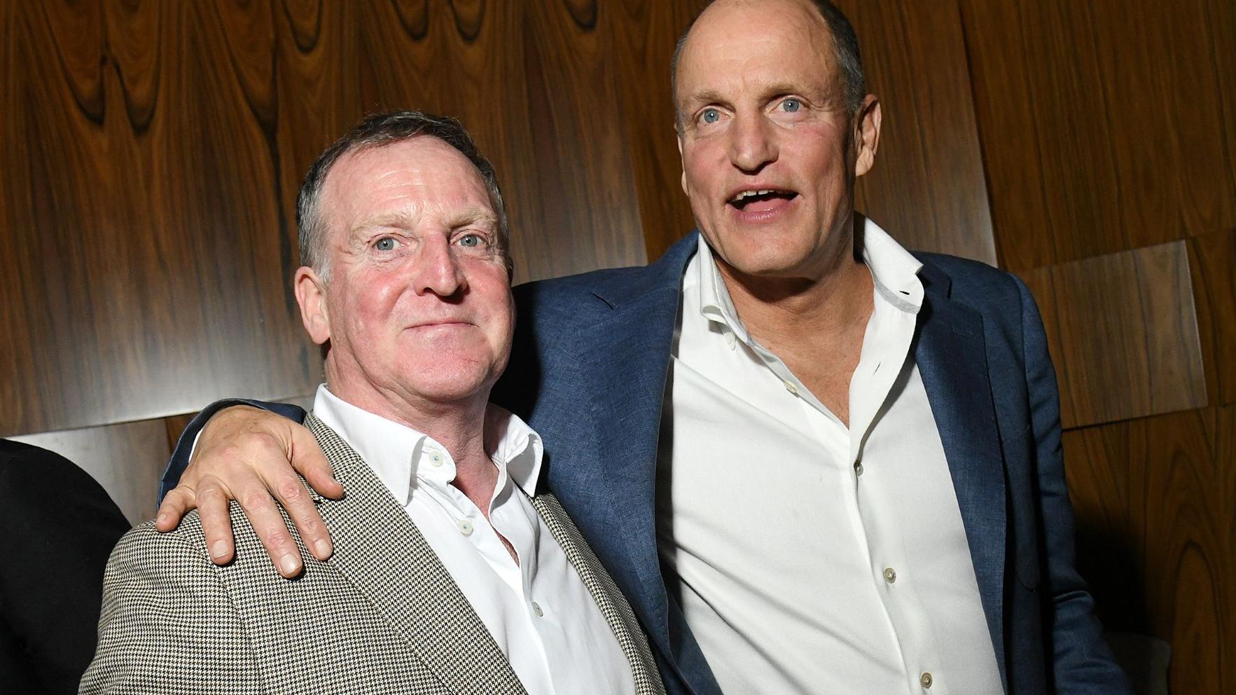 Woody Harrelson En Familie Holland Taylor In Matthew McConaughey